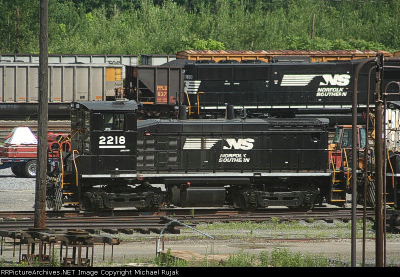NS 2218
